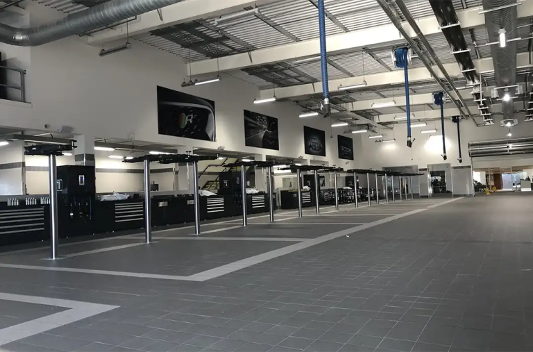Jaguar Land Rover Dealership – Chequers Way, Derby – Hantall